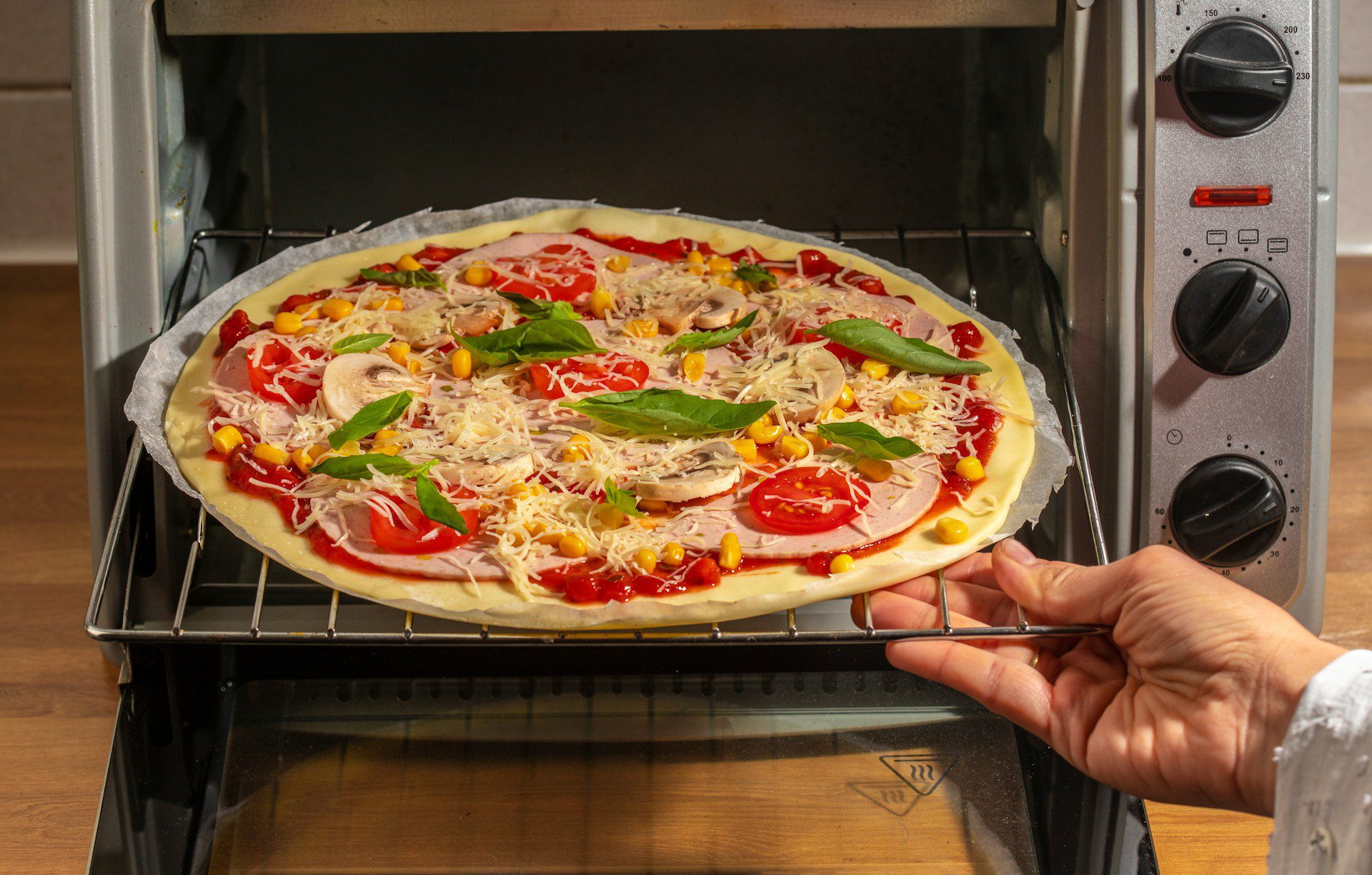 Essential Techniques for Homemade Pizza Perfection