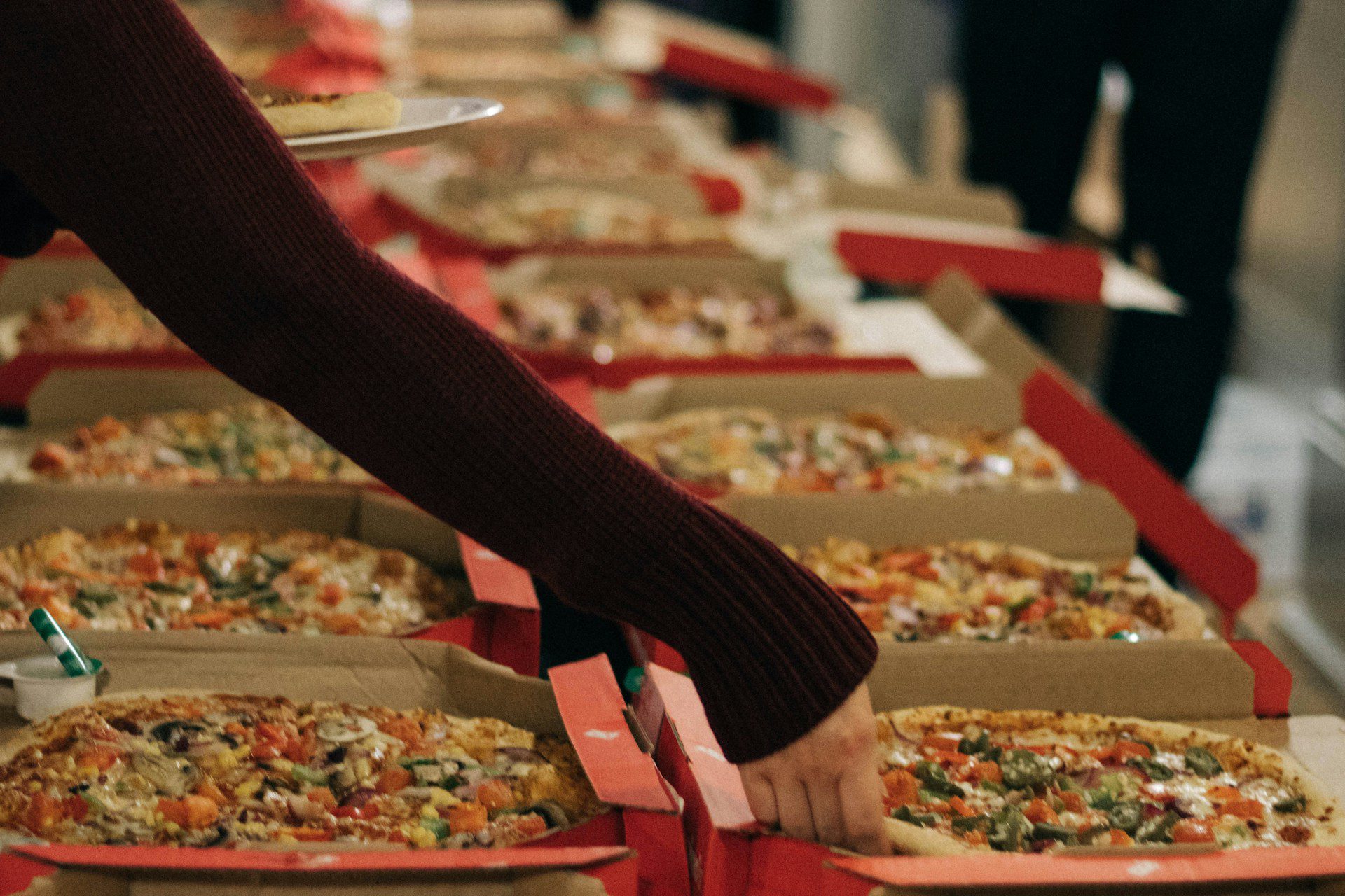 How to Plan the Perfect Pizza Party for Kids